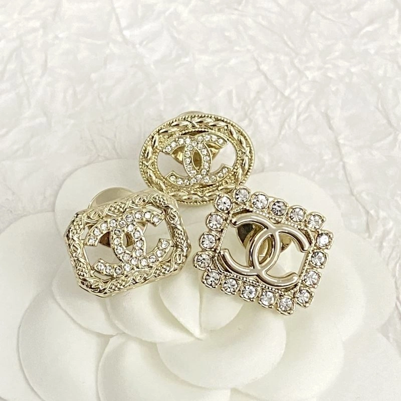 High accuracy Chanel Brooches