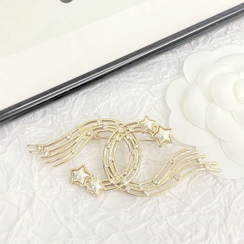 Accurate model Chanel Brooches