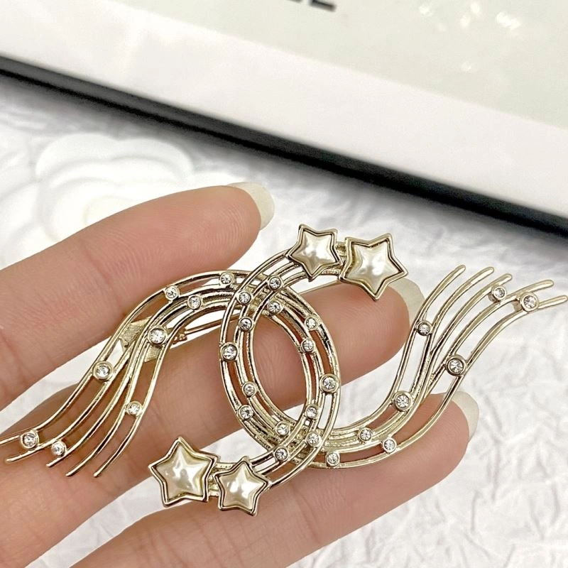 Accurate model Chanel Brooches