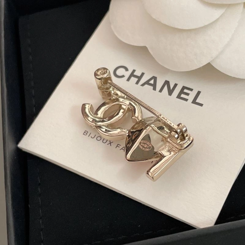 Official Chanel Brooches