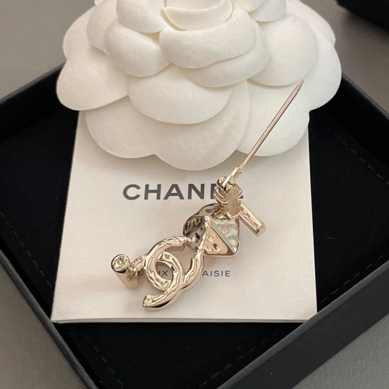 Official Chanel Brooches