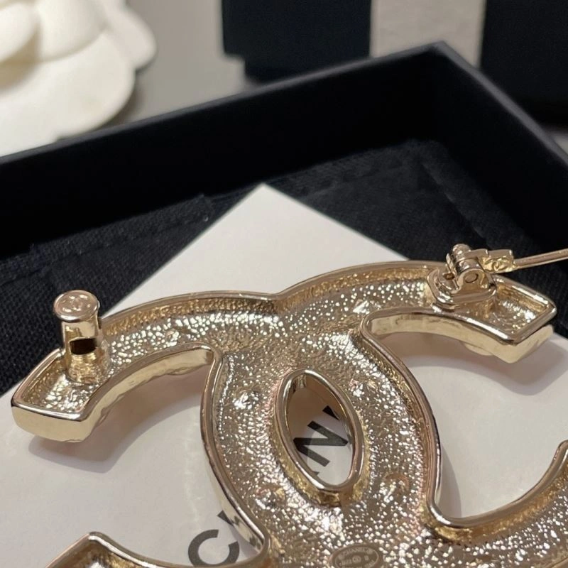 Exact replica Chanel Brooches