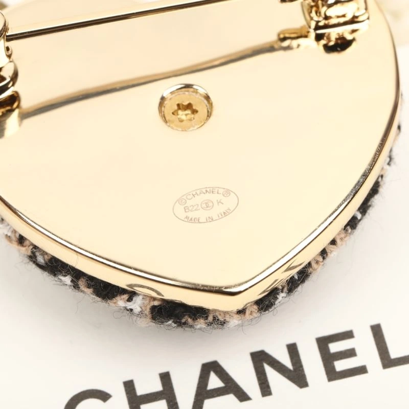 Official Chanel Brooches
