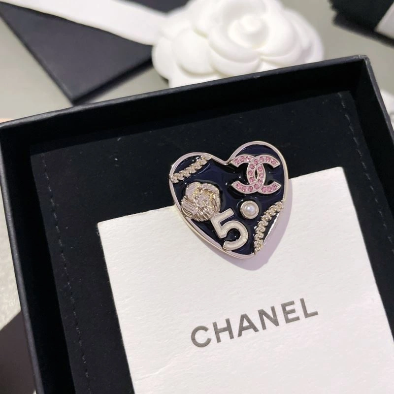 Bargain Chanel Brooches