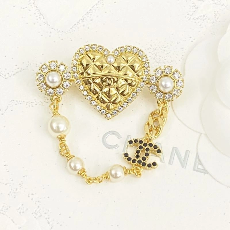 Top match Chanel Brooches