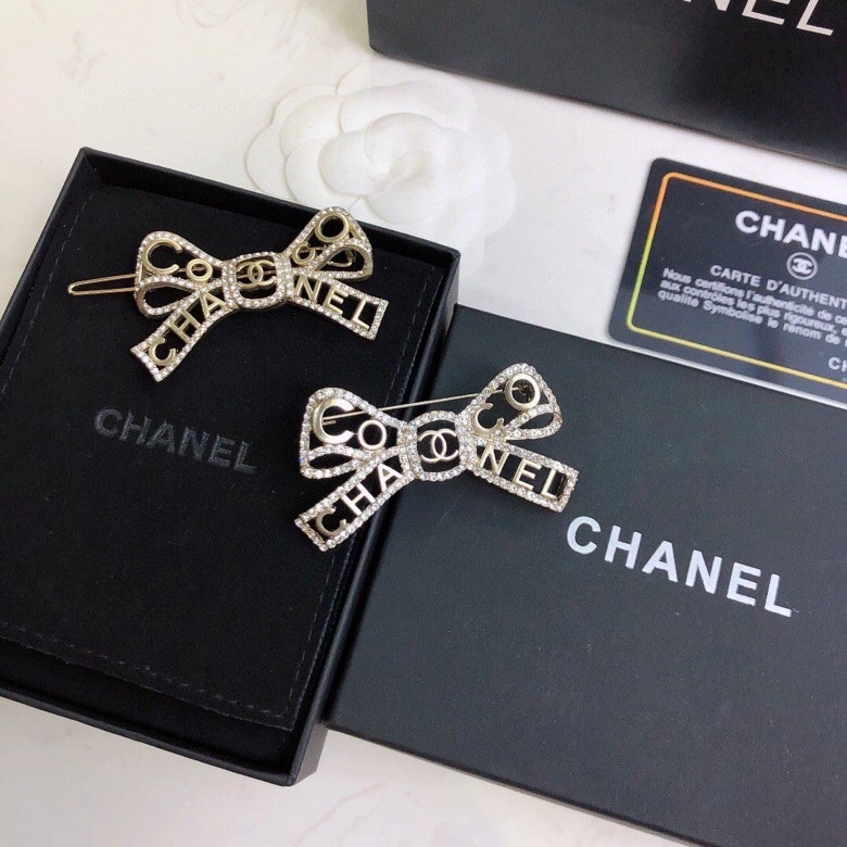 Official Chanel Brooches