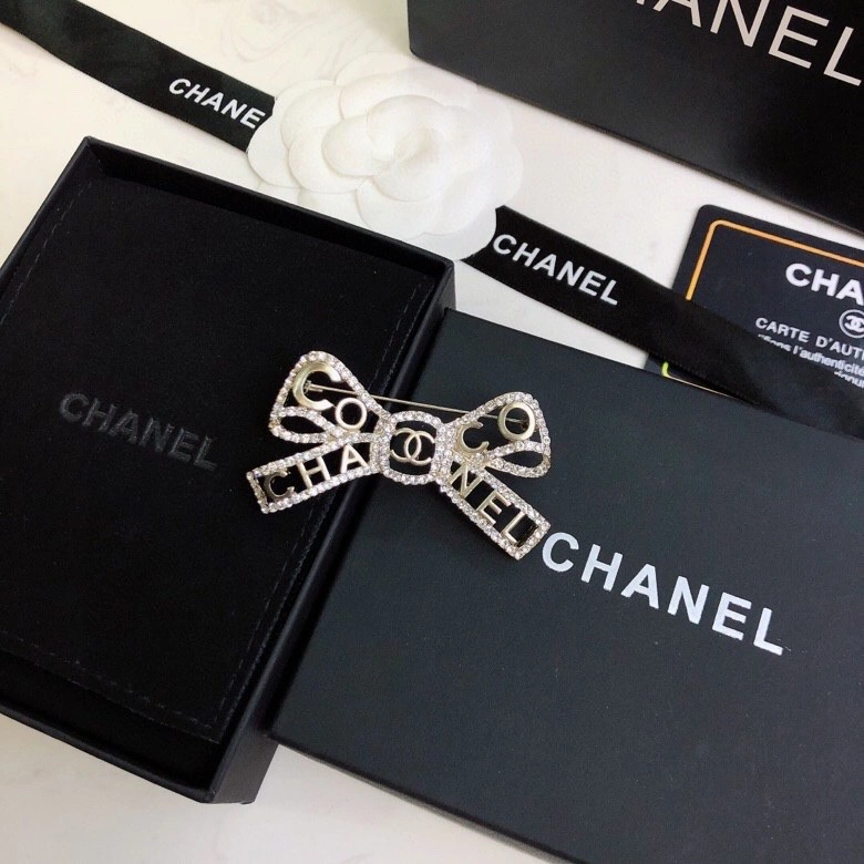Official Chanel Brooches