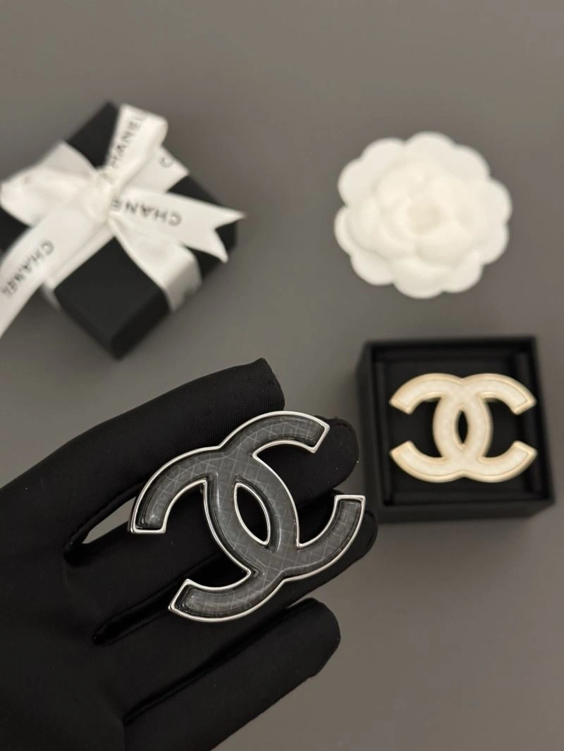 1:1 copy Chanel Brooches