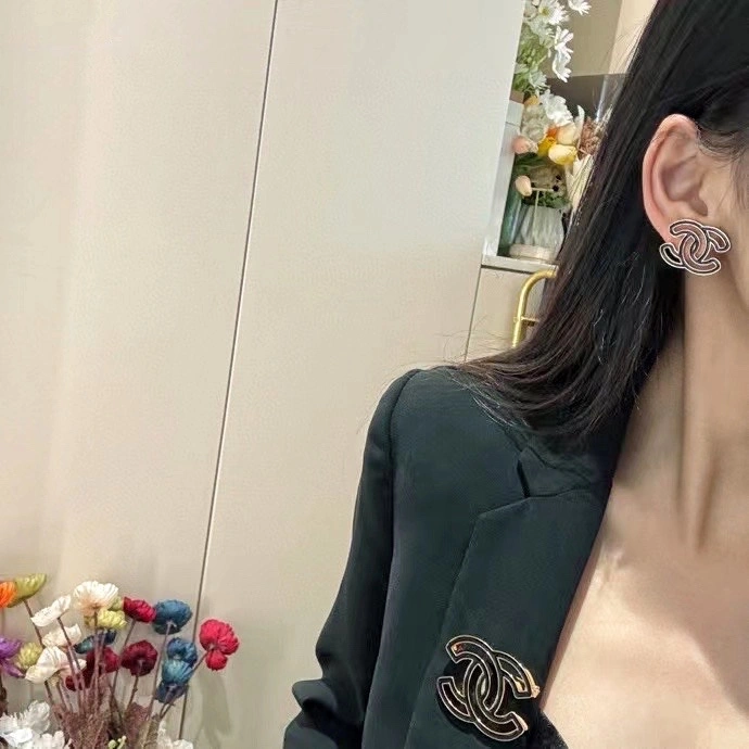 Brand-authenticated Chanel Brooches
