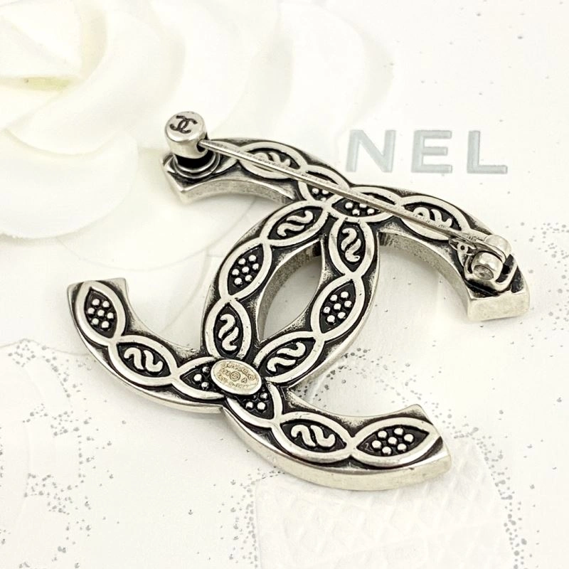 High accuracy Chanel Brooches
