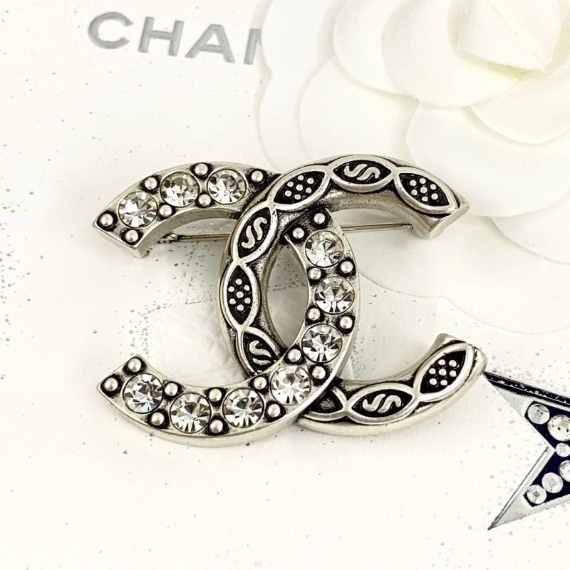 High accuracy Chanel Brooches