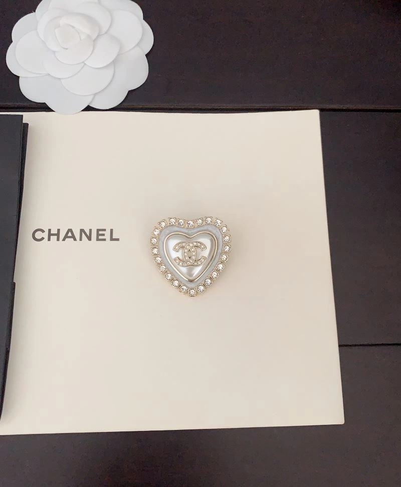 Precise copy Chanel Brooches