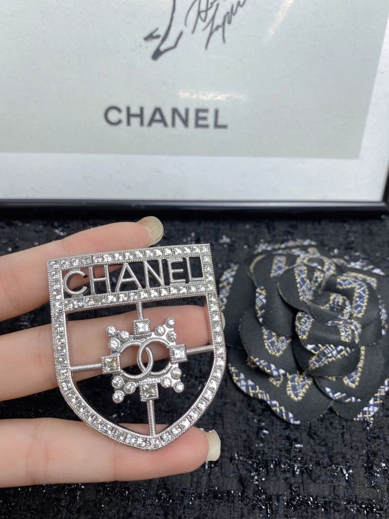 Exact replica Chanel Brooches