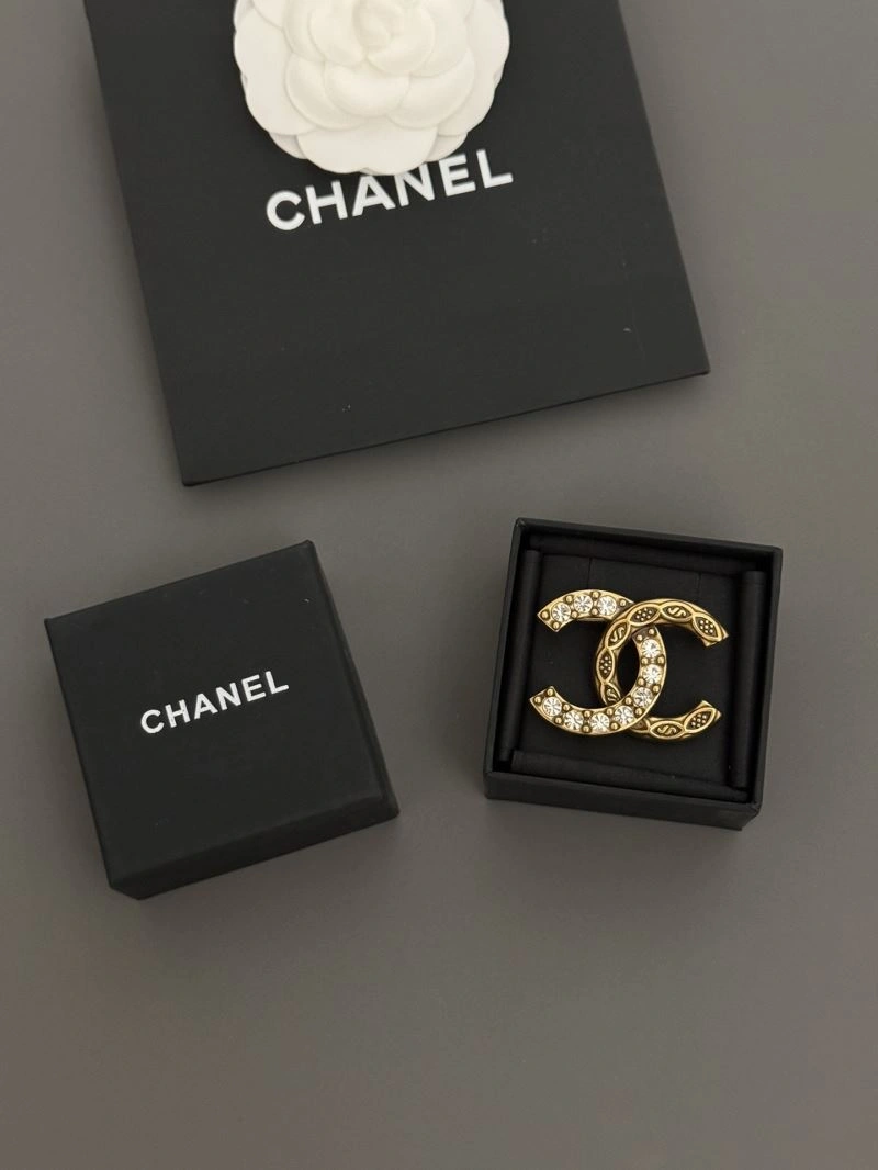Exact replica Chanel Brooches