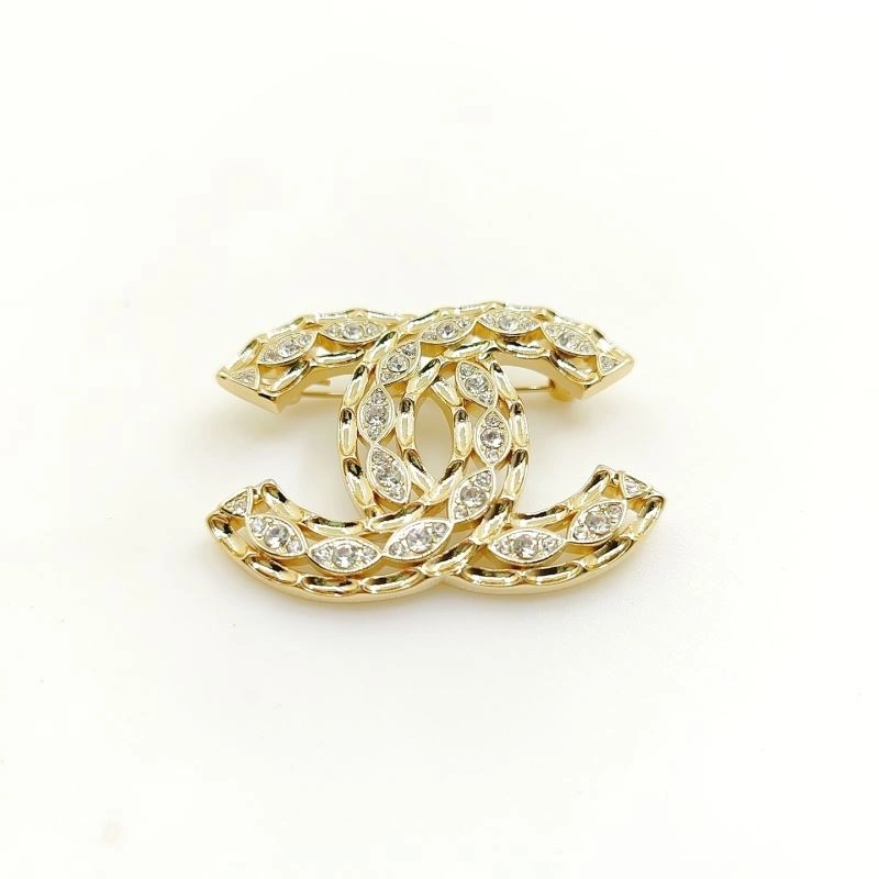 Accurate model Chanel Brooches
