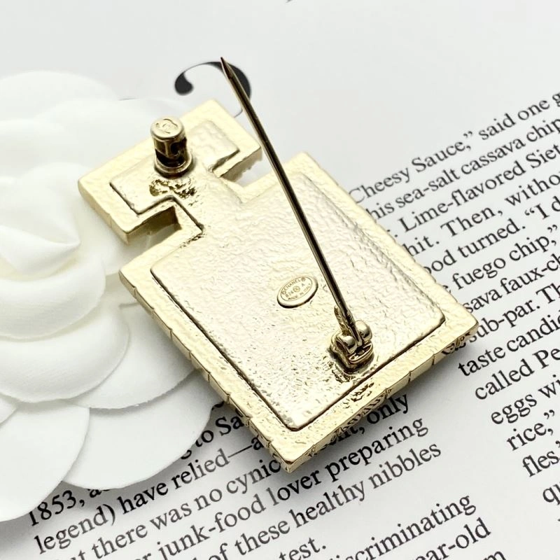 Brand-original Chanel Brooches