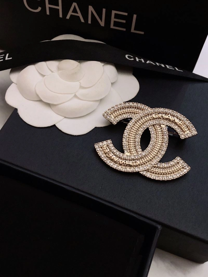 Bargain Chanel Brooches
