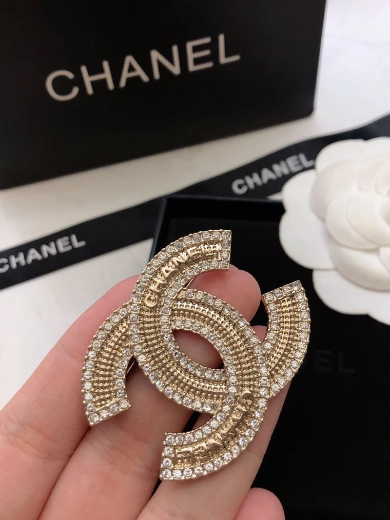 Bargain Chanel Brooches