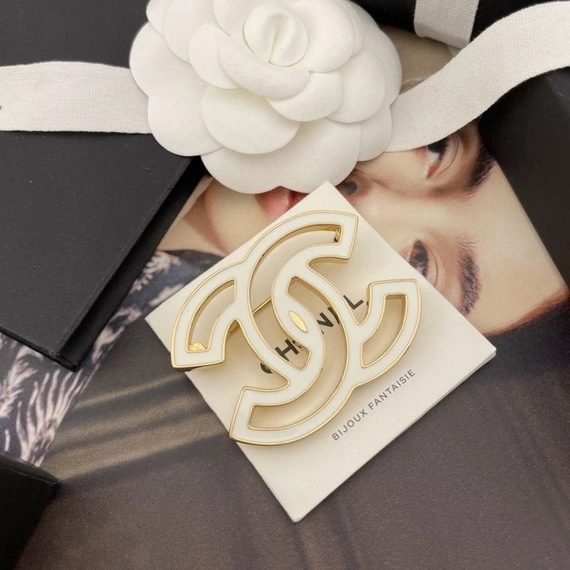 High accuracy Chanel Brooches