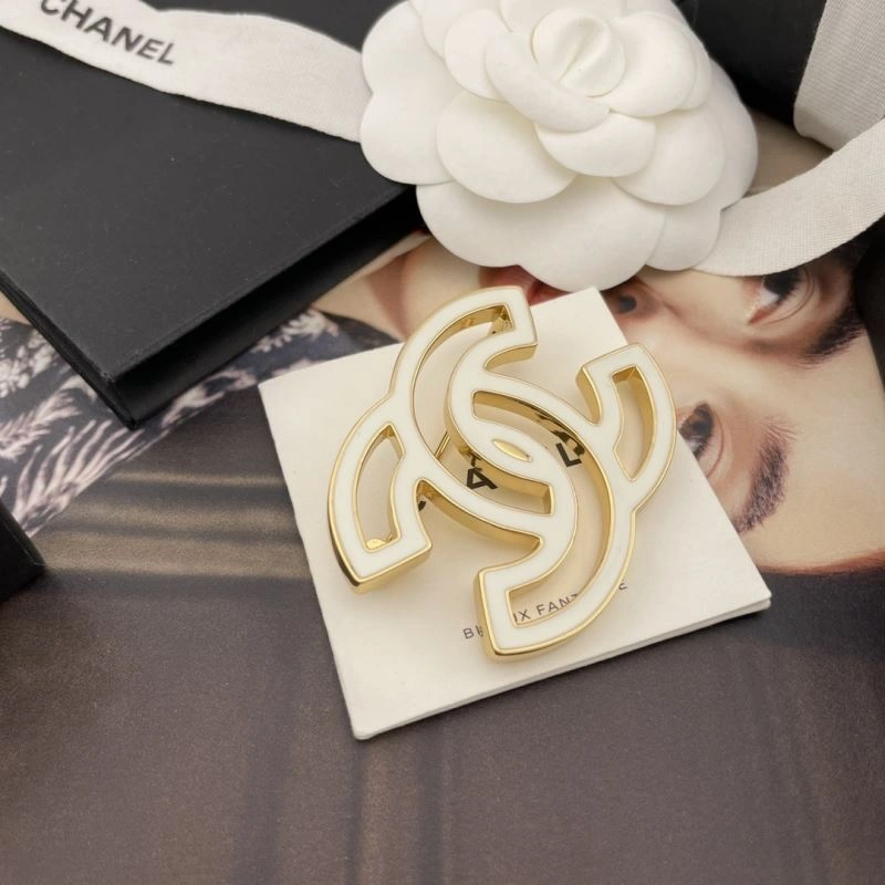 High accuracy Chanel Brooches