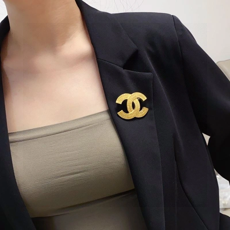 Brand-authenticated Chanel Brooches