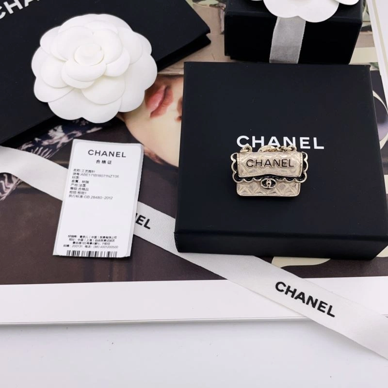 Exact replica Chanel Brooches