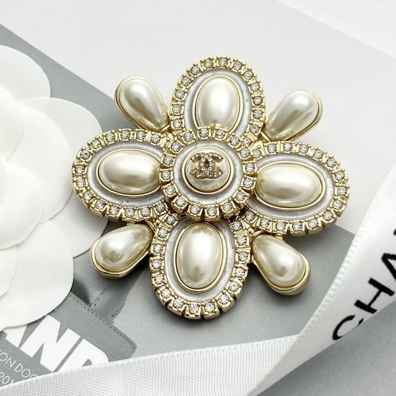 Exact replica Chanel Brooches