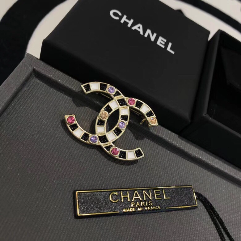 Bargain Chanel Brooches