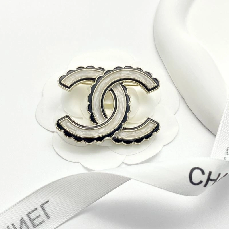 Official Chanel Brooches