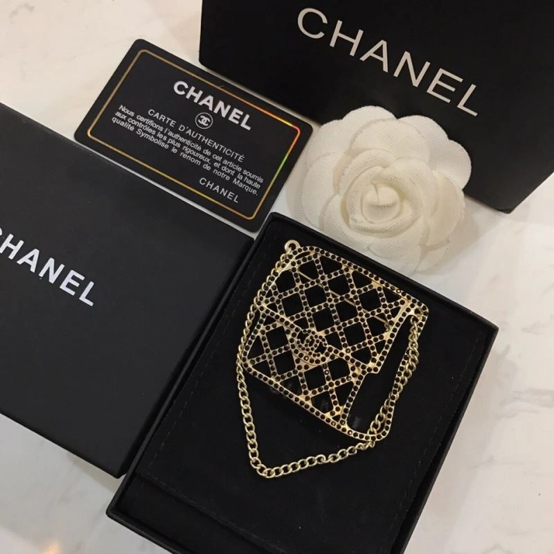 Precise copy Chanel Brooches