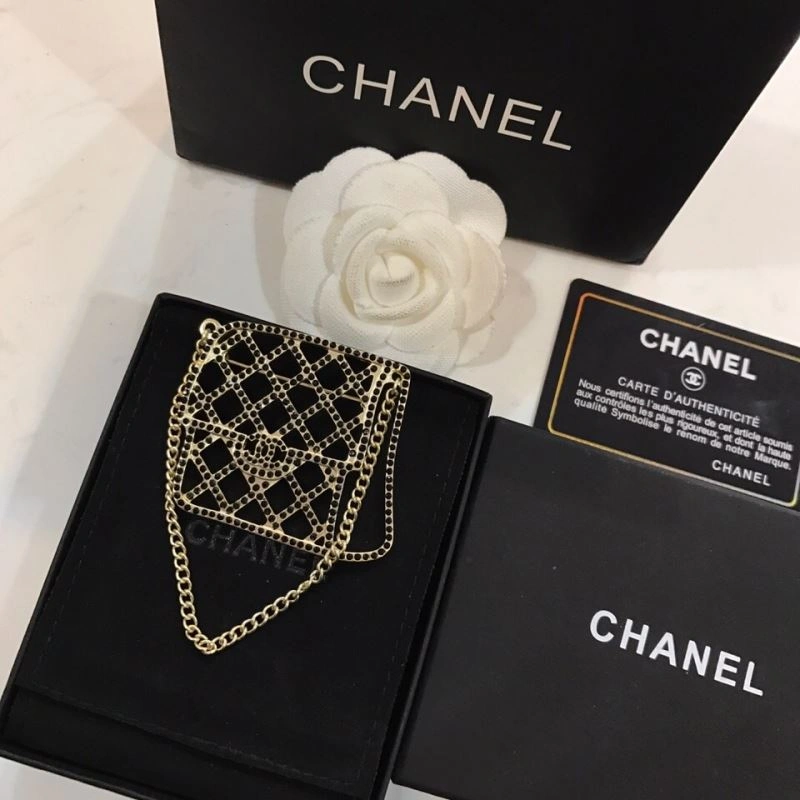 Precise copy Chanel Brooches