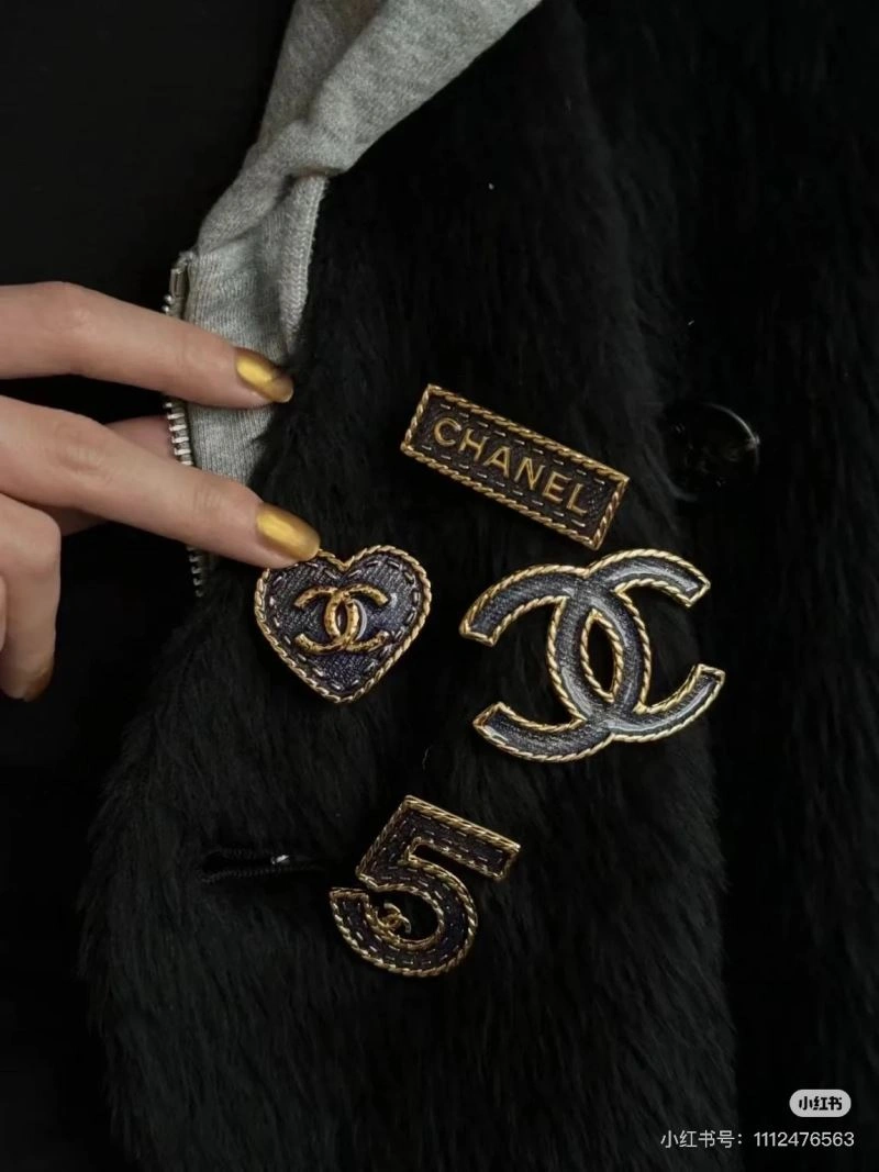 Perfect replica Chanel Brooches