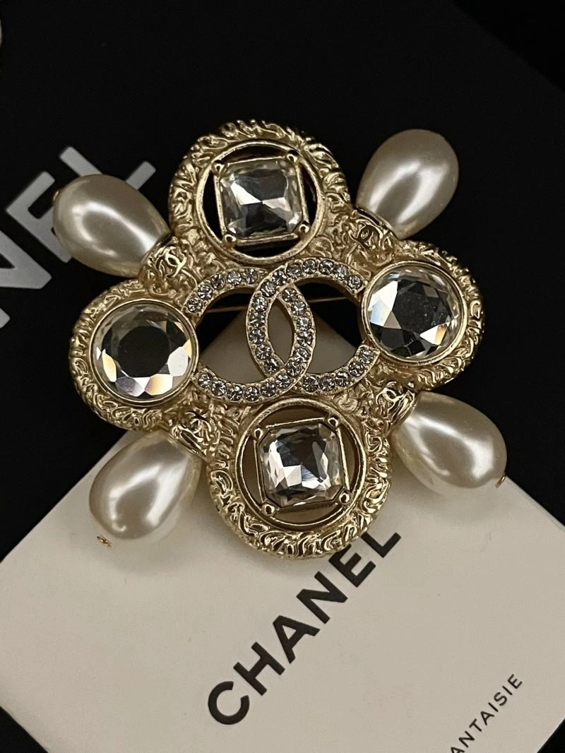 Official Chanel Brooches