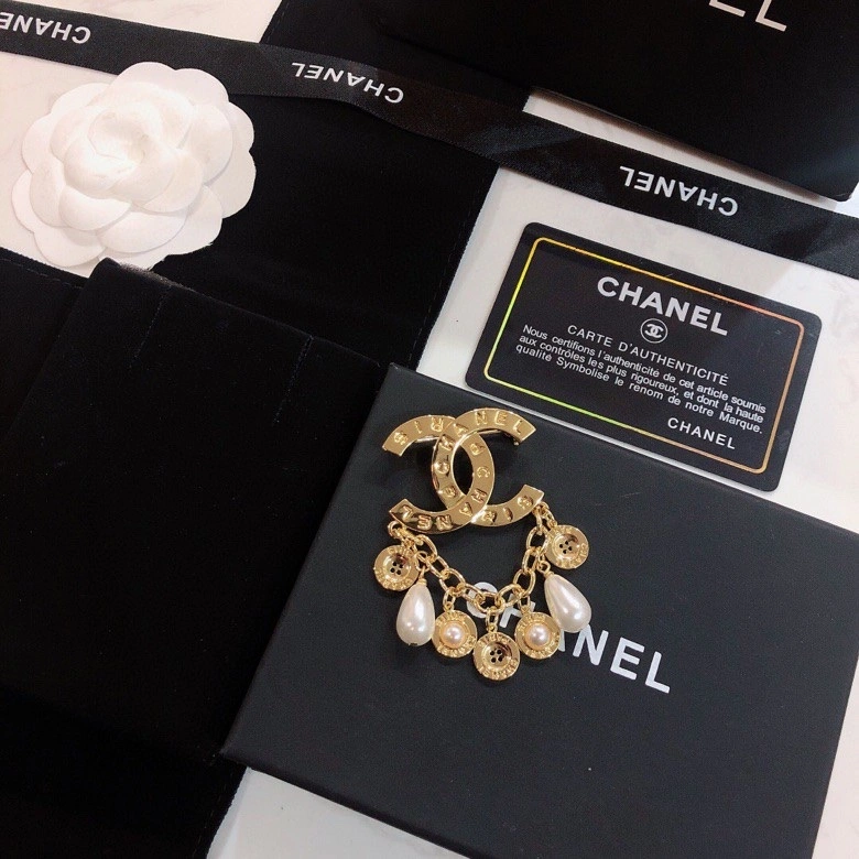 Brand-original Chanel Brooches