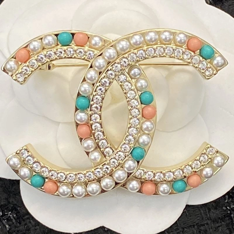 High fidelity Chanel Brooches
