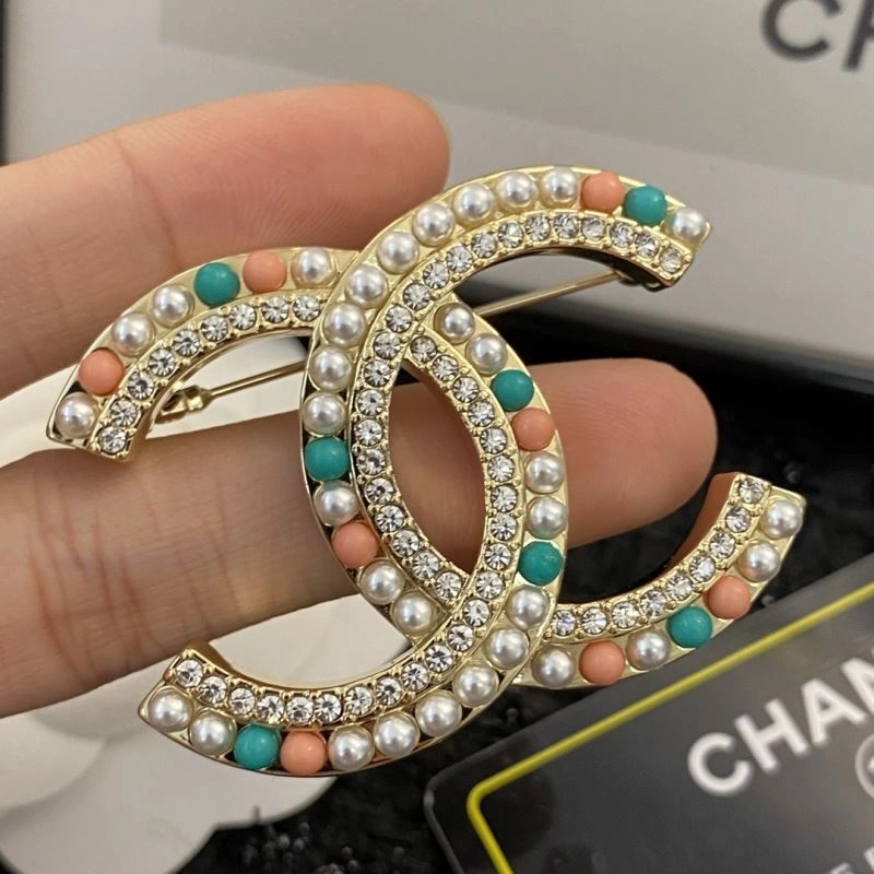 High fidelity Chanel Brooches