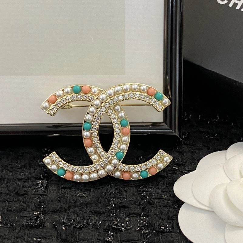 High fidelity Chanel Brooches