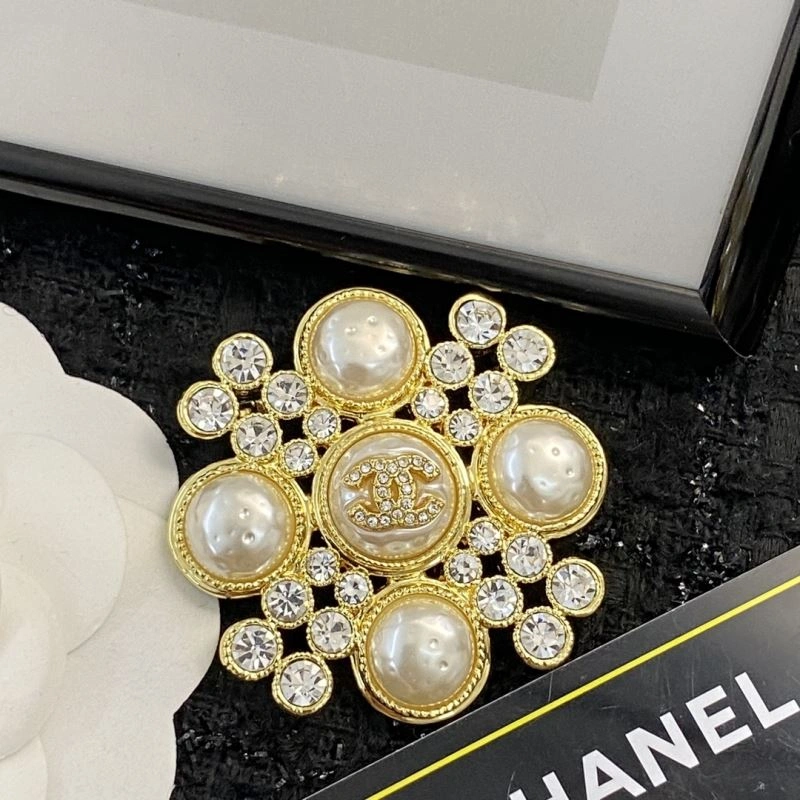 Official Chanel Brooches