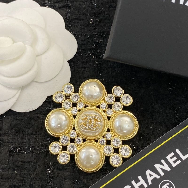 Official Chanel Brooches