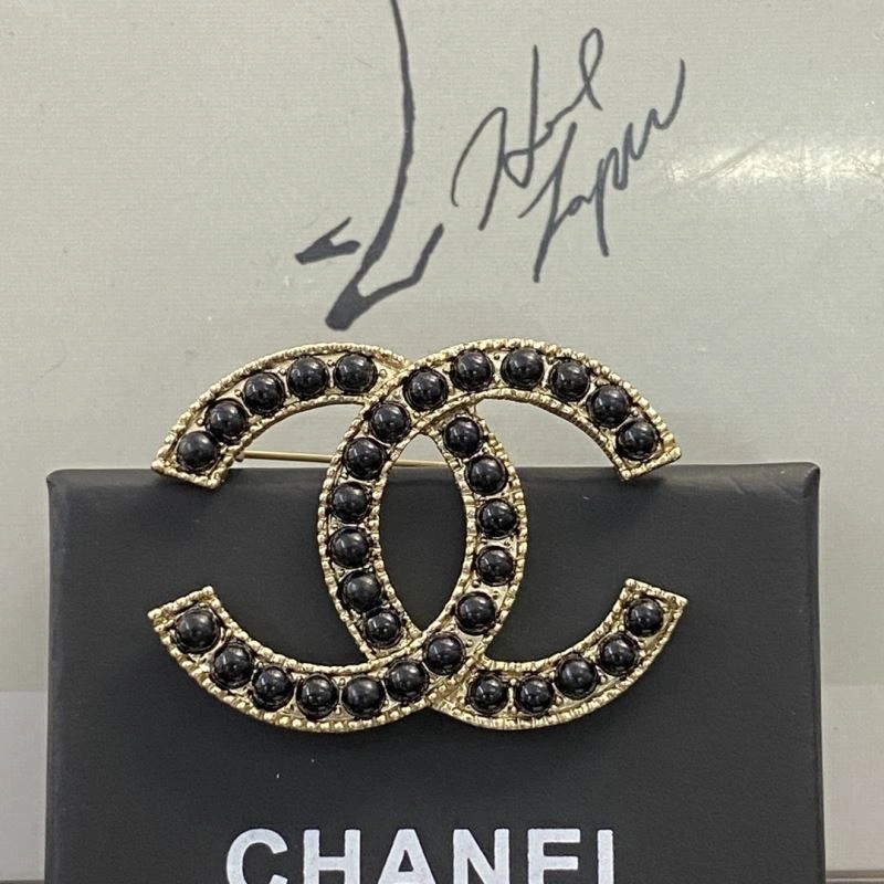 Official Chanel Brooches