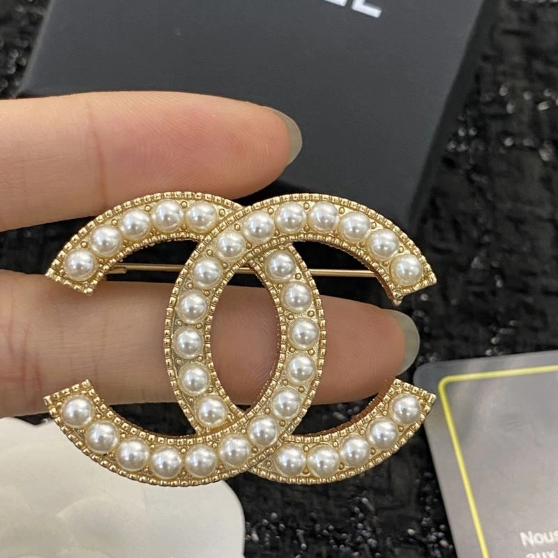 Official Chanel Brooches
