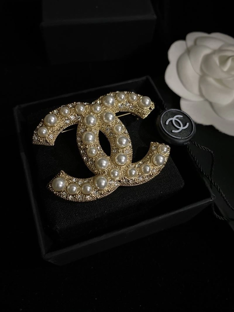 Official Chanel Brooches