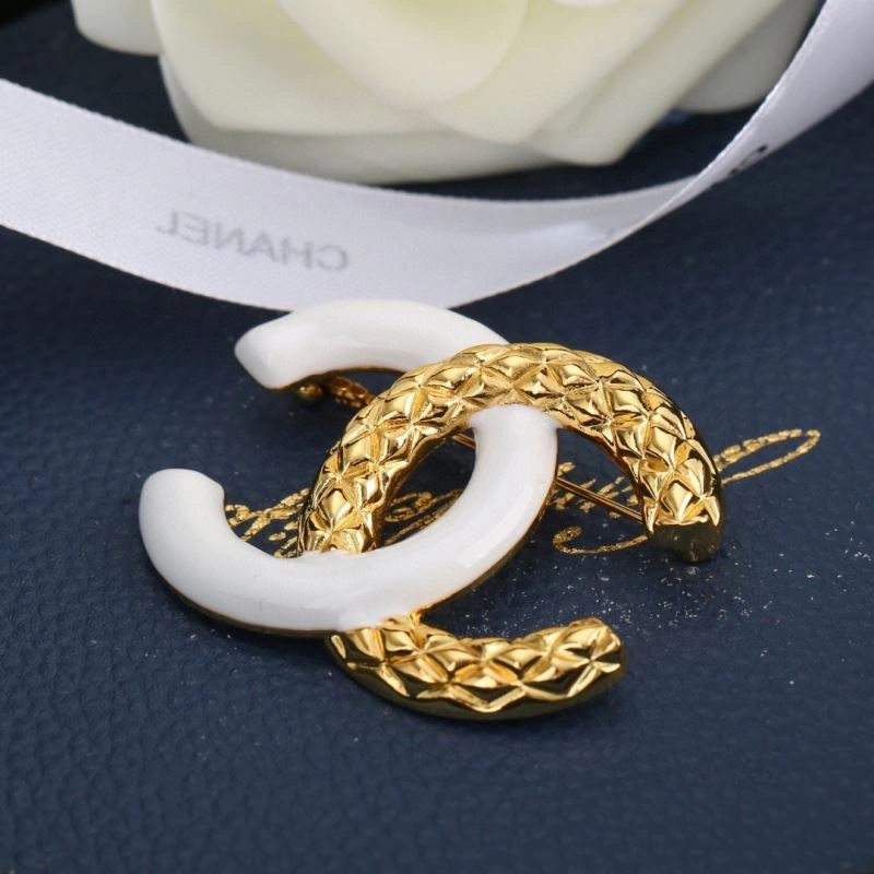 High accuracy Chanel Brooches