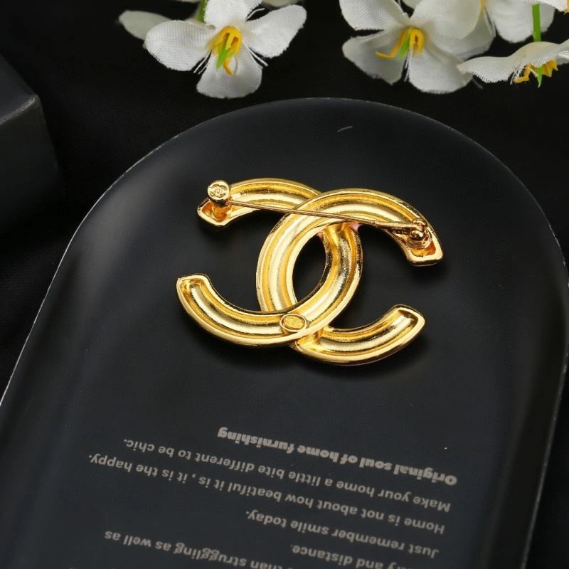 High accuracy Chanel Brooches