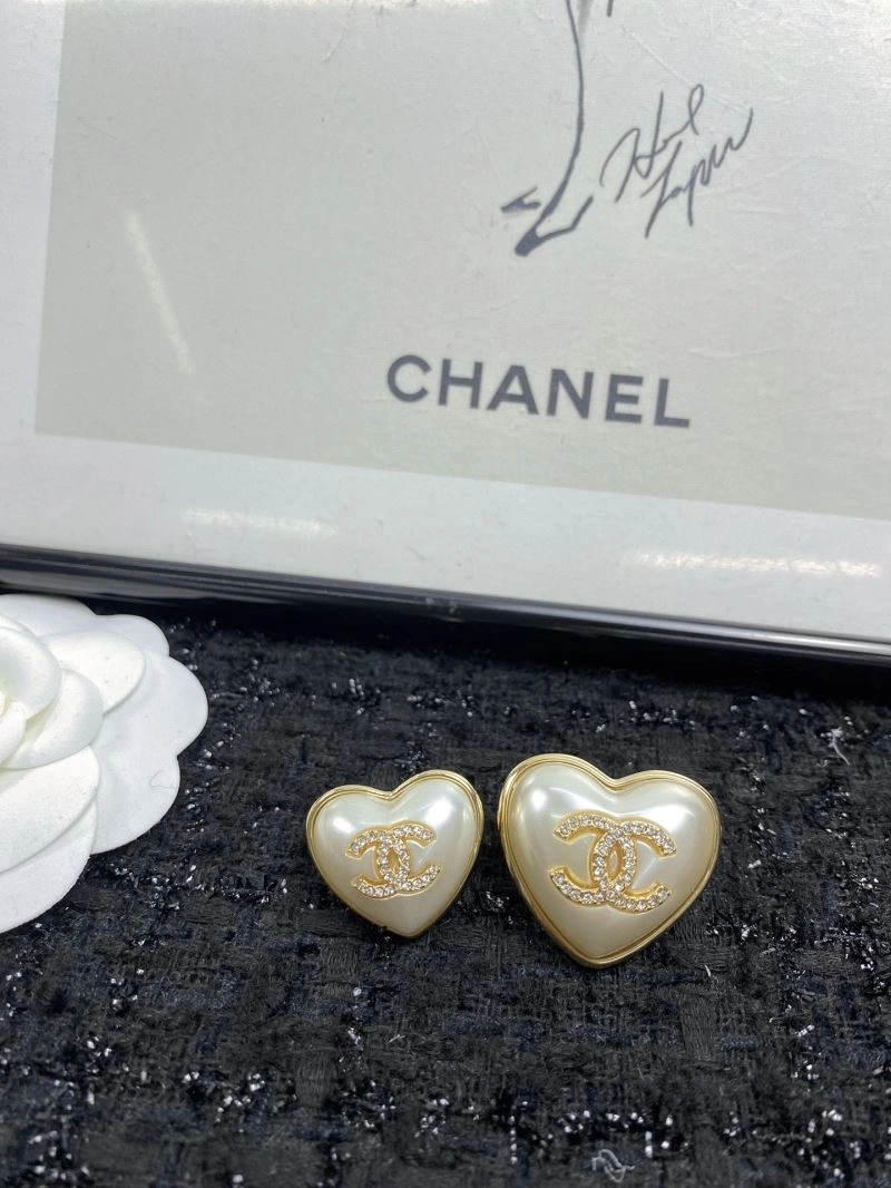 Discounted Chanel Brooches
