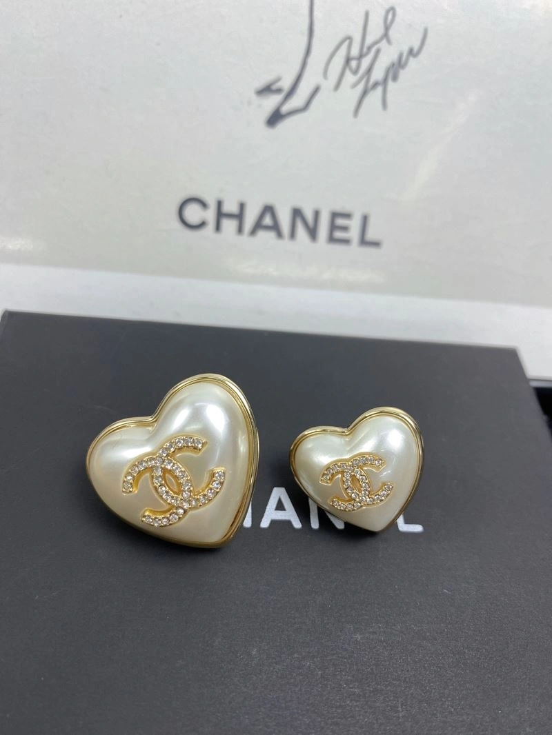 Discounted Chanel Brooches