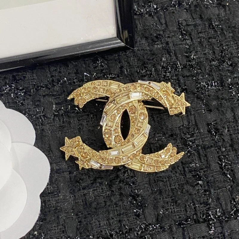 Accurate model Chanel Brooches