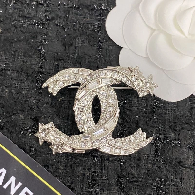 Accurate model Chanel Brooches