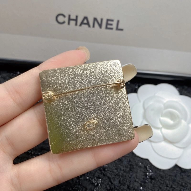 Legit Chanel Brooches