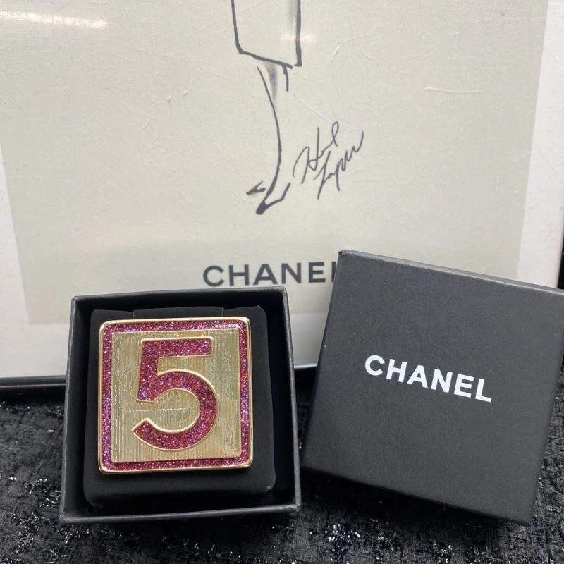 Legit Chanel Brooches